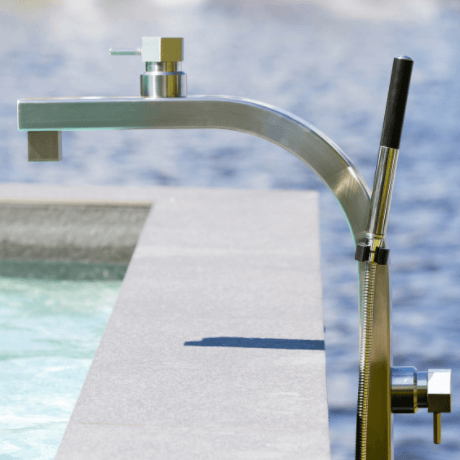 Outdoor Freestanding Bath Mixers with Handshower